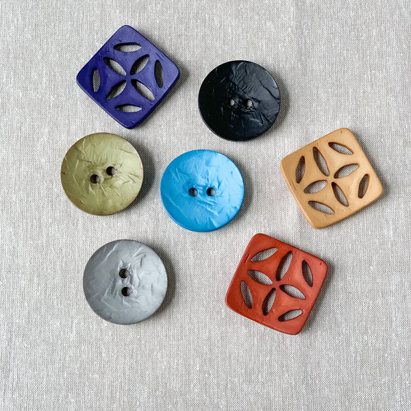 Large Coconut Button Pack – Saltwater Fabrics